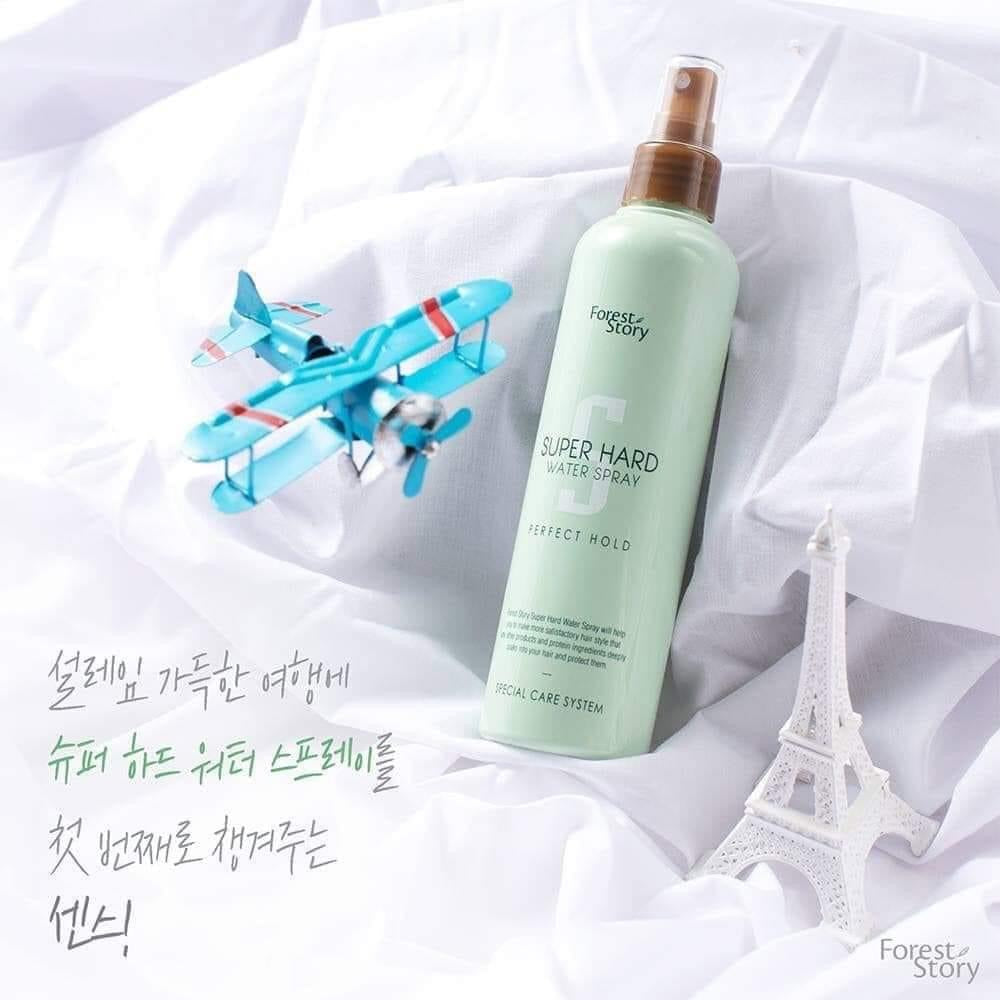 Xịt giữ nếp tóc FOREST STORY Super Hard Water Spray 252ml – Tủ Nhà Lam